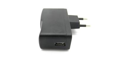 Cina spina costante di tensione UE USB del caricatore universale di viaggio di 5V 2000mA per il PC della compressa in vendita