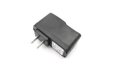 Cina il caricatore universale di viaggio di 5V 2.0A 10W USB ha regolato la spina degli Stati Uniti, cortocircuito in vendita