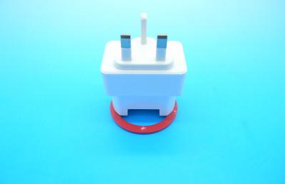 Cina La spina BRITANNICA universale corrente costante del caricatore 5V 2.0A di viaggio di USB, FCC parte 15B in vendita