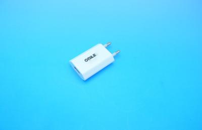 Cina L'UE tappa il caricatore universale 5V 1000mA della parete di USB per IPhone 5g/5s, SCP OVP OCP in vendita