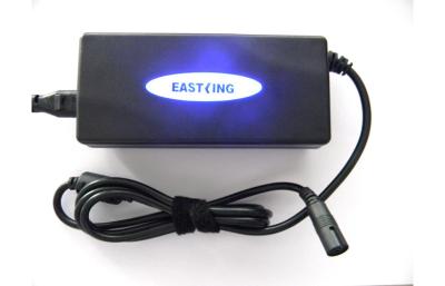 China De universele Adapters van de Notitieboekjemacht, Automatische Laptop van USB 5V 2.1A Lader Te koop