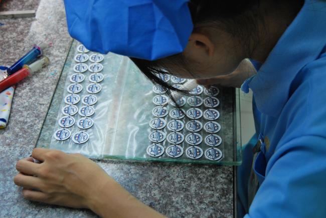 Customize Your with Off-Set Printed Badge Steel Vibrant Designs Durable Epoxy Coating Lightweight and Stylish