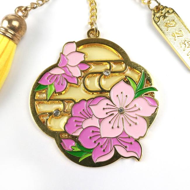 Customized Soft Enamel Keychains with Trolley Coin for Vibrant and Durable Branding and Needs