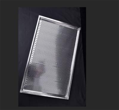 China Punching Mesh Oven Tray 1mm 1.5mm Wire Diameter Mesh Pizza Tray for sale