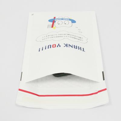 China Recyclable 8x12 in Kraft Paper Bubble Bags Pouches Light Armor For Books And Tech for sale