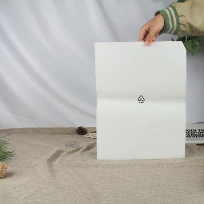 China Glossy Film Paper Envelope Bag 15x20cm Recyclable Reusable Mailing Envelopes for sale