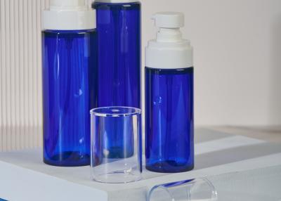 中国 100ml目のクリーム色のプラスチック化粧品は帽子上の白いポンプを搭載する厚い壁をびん詰めにする 販売のため