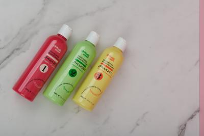 中国 ローション ポンプPCRペットが付いている130ml 200mlのリンスのシャンプーのプラスチックびん 販売のため