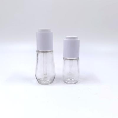 中国 30ml 50mlの血清Skincareは点滴器の厚い壁が付いている化粧品のびんをかわいがる 販売のため