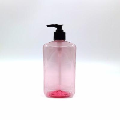 中国 黒いローション ポンプ シャンプー手の洗浄容器が付いている500ml平らなプラスチック化粧品のびん 販売のため