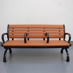 Cina Banchi in plastica riciclata per esterni da 3 posti con gambe in alluminio fuso Lunghezza 1800 mm in vendita