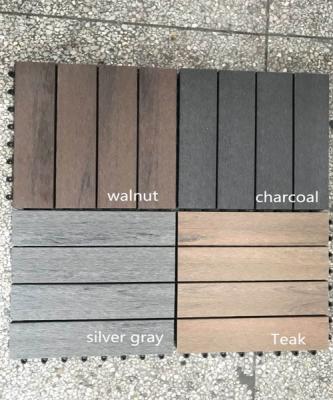 Cina mattonelle di Decking di 300x300x23mm WPC, mattonelle composite di plastica di legno di Decking in vendita