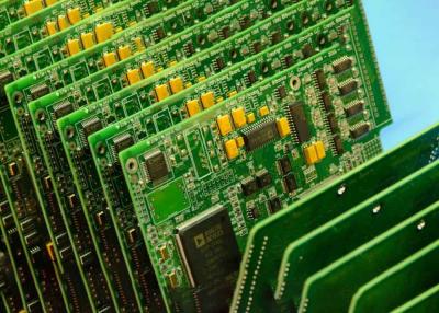 Cina Assemblaggio scheda elettronica da 1/3 oz Assemblaggio PCB Smd minimo 0,05 mm 8 strati in vendita