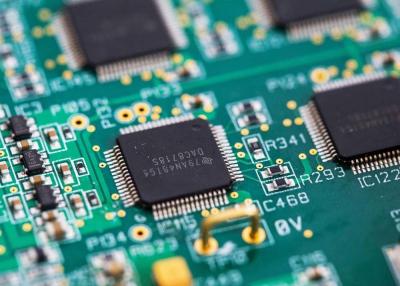 China Keramische CEM1 Consumentenelektronica PCBA Gele geavanceerde assemblageprintplaat Te koop