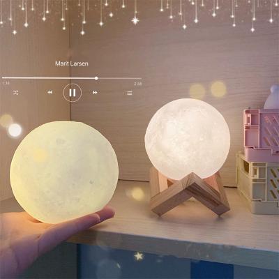 China LED Night Light 3D Print Moon Lamp 8/10/12CM Battery Powered With  Starry Lights 7 Color Bedroom Decor Night Lighting for sale