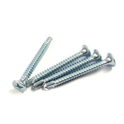 Cina Viti autofilettanti DIN18182 in acciaio al carbonio di alta qualità con impronta a croce, zincate in vendita
