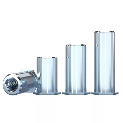 Китай Шпилька-заклепка с шестигранной головкой из оцинкованной углеродистой стали класса прочности 8.8 с глухим отверстием, стандарт DIN продается