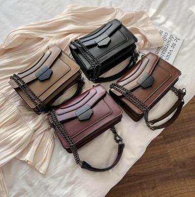 China BFJB-0006,yiwu factory pu female single shoulder crossbody  chain small  square bag for sale