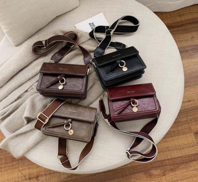 China BFJB-0019,wholesale pu female wide shoulder straps single shoulder small square bag for sale