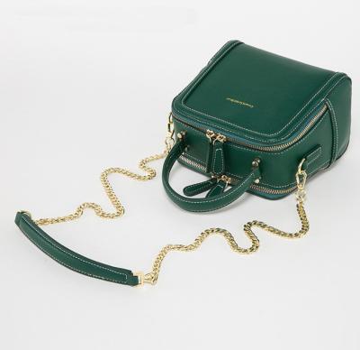 China GBKB-0014,yiwu  pu  single shoulder fashion  crossbody lady chain small handbag for sale