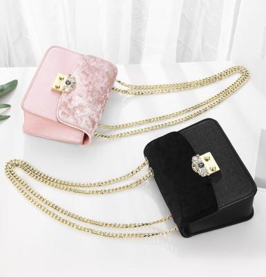 China GBKB-0040,wholesale pu single shoulder crossbody chain small square lady bag for sale