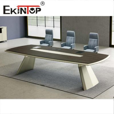 中国 Luxury Boardroom Wooden Office Meeting Conference Table 8/10 Person 販売のため
