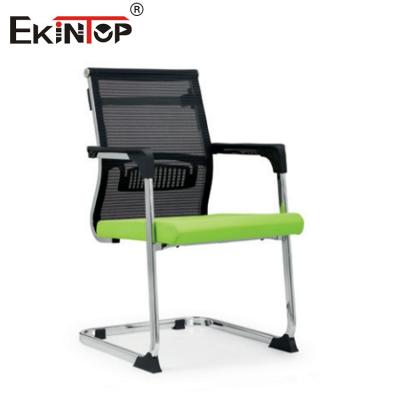 Chine Chaise de bureau ergonomique abordable avec matériau en maille et base métallique à vendre