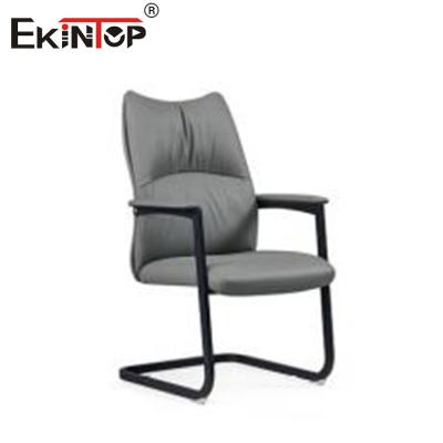 Cina Esemplare gratuito Sedie ergonomiche Sedie in cuoio in PU di alta qualità in stile classico Sedie da ufficio in vendita