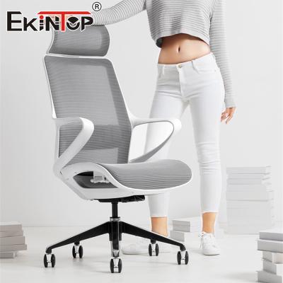 China Moderne ergonomische kantorenstoelen met een achterkant met een draaiend leunstoel met een volle kantorenstoel Te koop