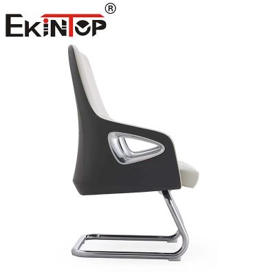 Cina Moderno design Pu cuoio White Office Executive Chair Sedie di cuoio Club in vendita