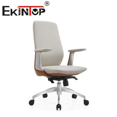 Chine Chaise de bureau exécutif en cuir de design moderne chaises de club en cuir ergonomique à vendre