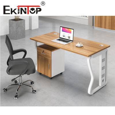 China Foshan Factory Modern Partition Office Desk Cubicle Modular Workstation Desk Office Table for sale