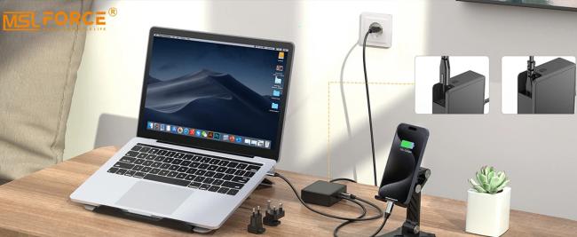 100W USB C PD Desktop Charger in use