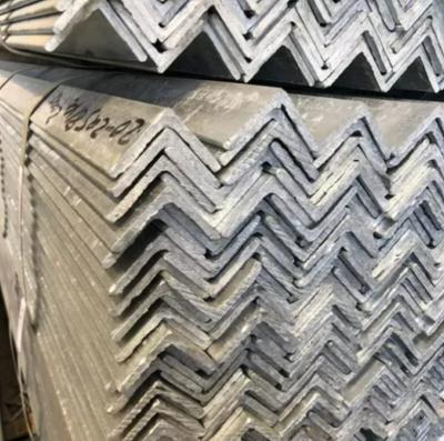 China 3 x 3 Customized Carbon Steel Bar Rolled Steel Section Equal And Unequal Angle Iron S235JR for sale
