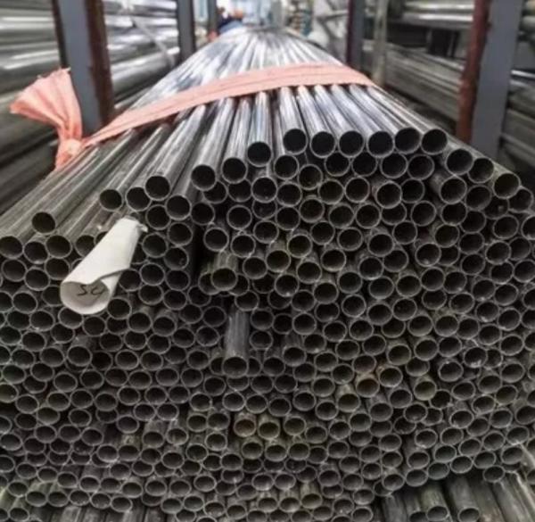 Quality 201 Seamless Stainless Steel Pipe Duplex 2205 Corrosion Resistant 25mm OD 5.8m Tubing for sale