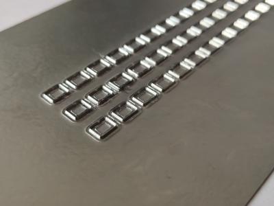 Cina Stampo flessibile piatto per la stampa di etichette di taglio a superficie piana Adesivo per etichette sensibile alla pressione in vendita