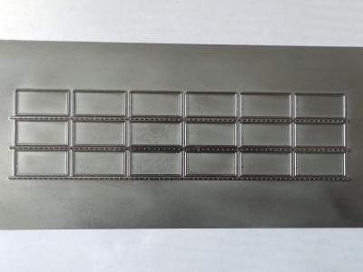 Cina Stampo flessibile piatto per la stampa di etichette di taglio a superficie piana Adesivo per etichette sensibile alla pressione in vendita