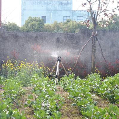 中国 Endurable 360 Degree Rotating Butterfly Garden Sprinkler for Agriculture Irrigation 販売のため