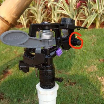 Cina Agricultural Irrigation 1/2'' Rotating Rocker Arm Sprinkler with Controllable Angle in vendita