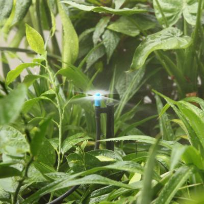 Cina Sprinkler di atomizzazione a 360 gradi per soluzioni di irrigazione agricole durevoli in vendita