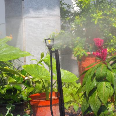 Cina Easy to Install Quick Connect Refractive Atomization Sprinklers for Garden Irrigation in vendita