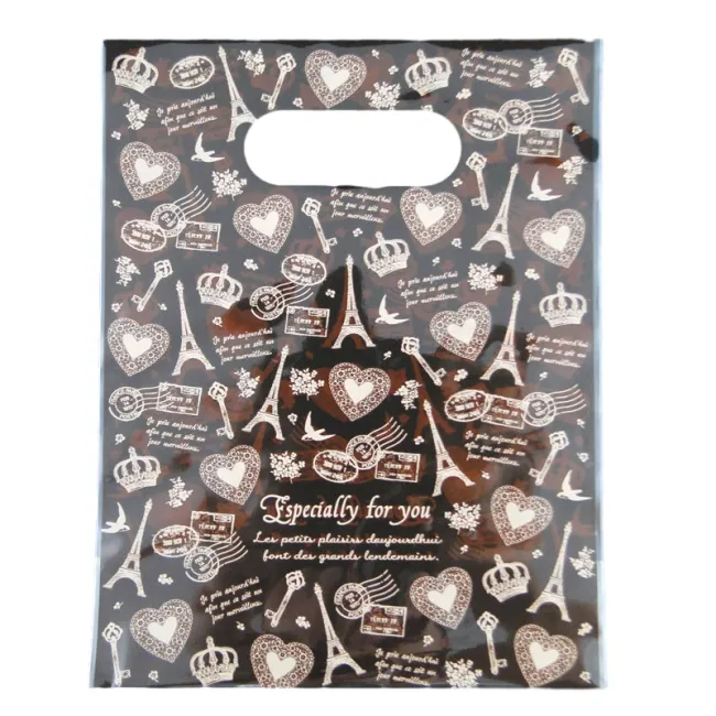 Chic Handbag Perfect for Elegant Gift Presentation Needs