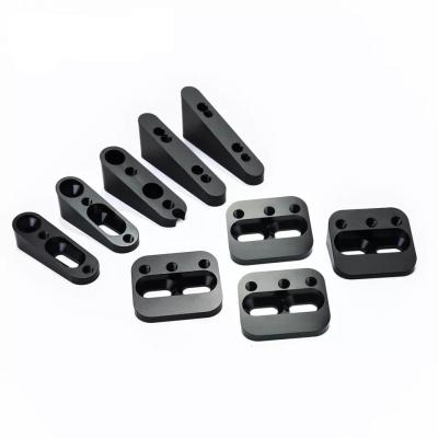Cina 5 Axis Mass CNC Machining Parts Production Anodized Precision OEM Aluminum in vendita