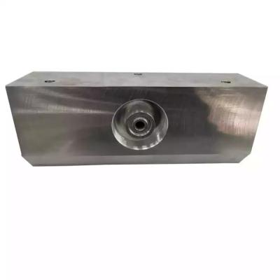 中国 Precision CNC Machined Parts Custom Turning Milling Machining 販売のため