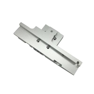 Cina 6063 Aluminum Prototype Precision Cnc Machining Parts Oem in vendita