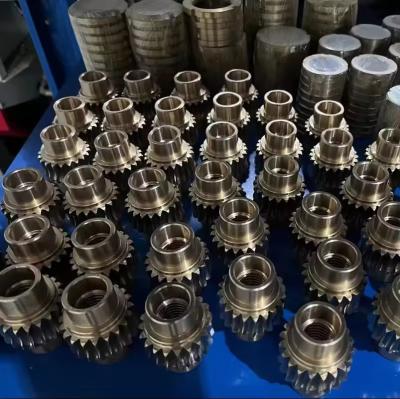 China Máquinas de processamento de alumínio CNC à venda