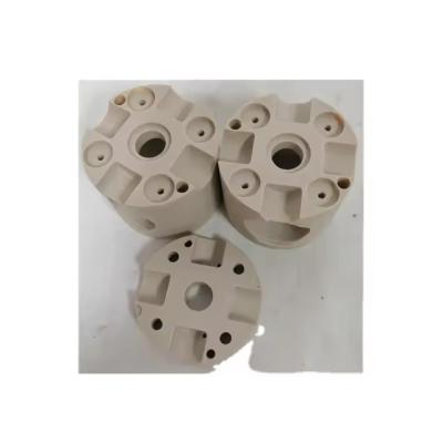 Cina Custom Prototype Injection Molding Price Tooling Costplastic Screw Inserts Machined Plastic Casting Pieces Parts in vendita