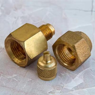 Cina CNC turning parts Custom cnc brass material lathe machine parts CNC machining parts in vendita