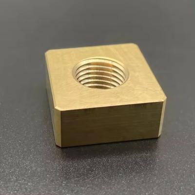 Cina CNC turning parts Custom cnc brass material lathe machine parts CNC machining parts in vendita