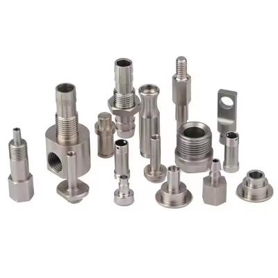 Cina Prototype Spare Part CNC Machines Part High Quality CNC Milling Service Turning Parts OEM Machining Automotive CNC Machi in vendita
